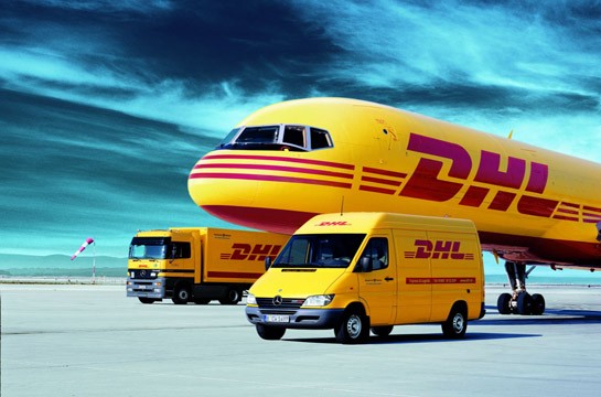 ГЕРМАНСКИ DHL ИСПРАЌА 8.000 ЛУЃЕ НА УЛИЦА! Гигантот прави драстични кратења, сакаат да штедат на ...